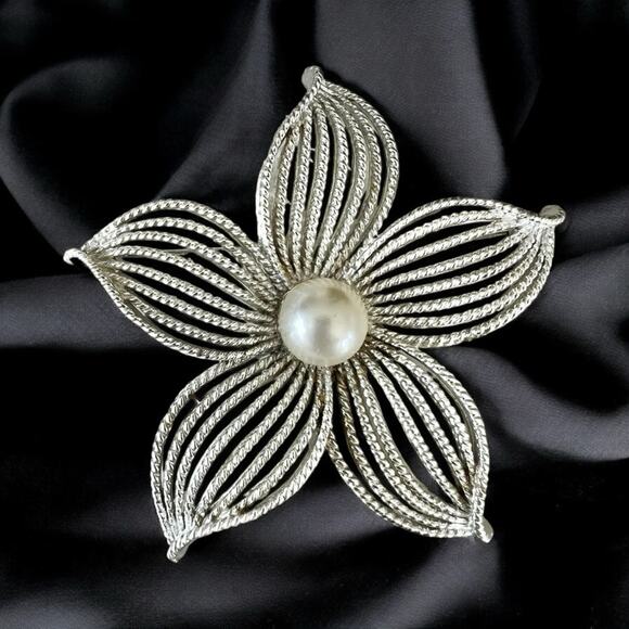 Sarah Coventry | Jewelry | 96s Vintage Large Silver Sarah Coventry ...
